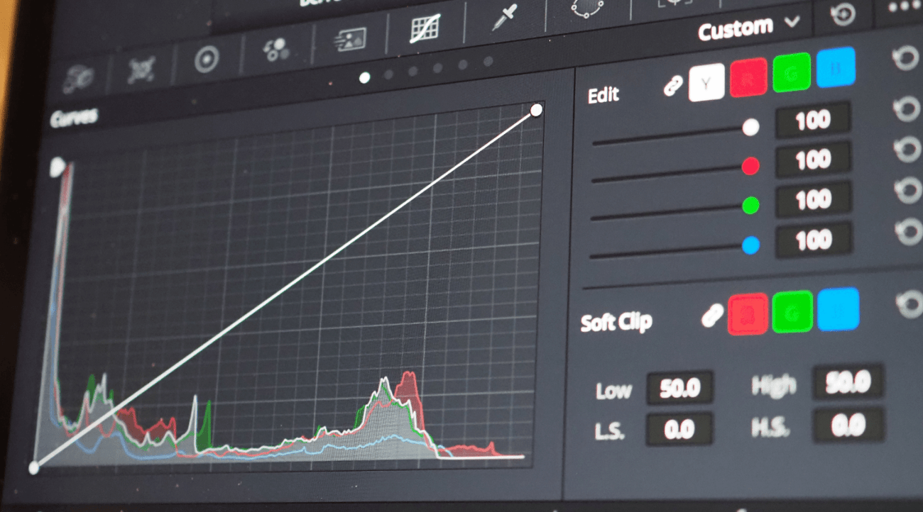 Mastering Colour Grading in Final Cut Pro: Techniques and Tools